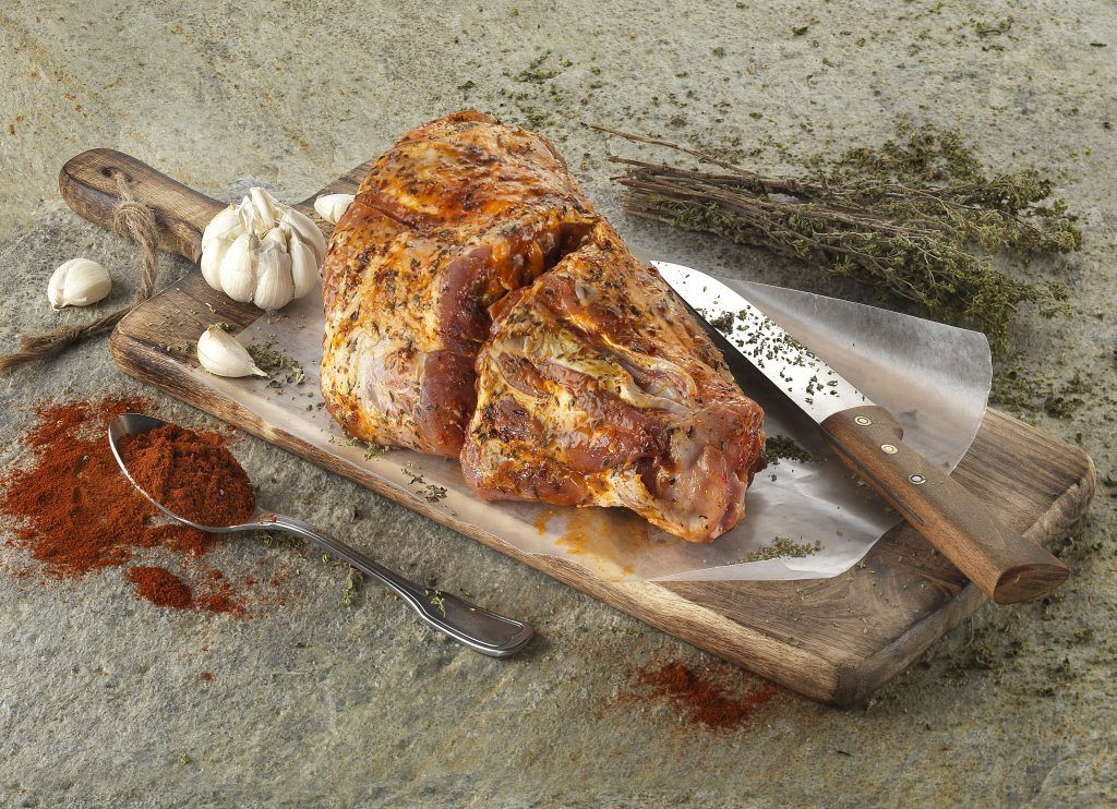 Ρίζος Meat. ΚΟΤΣΙ ΧΟΙΡΙΝΟ ΜΑΡΙΝΑΡΙΣΜΕΝΟ